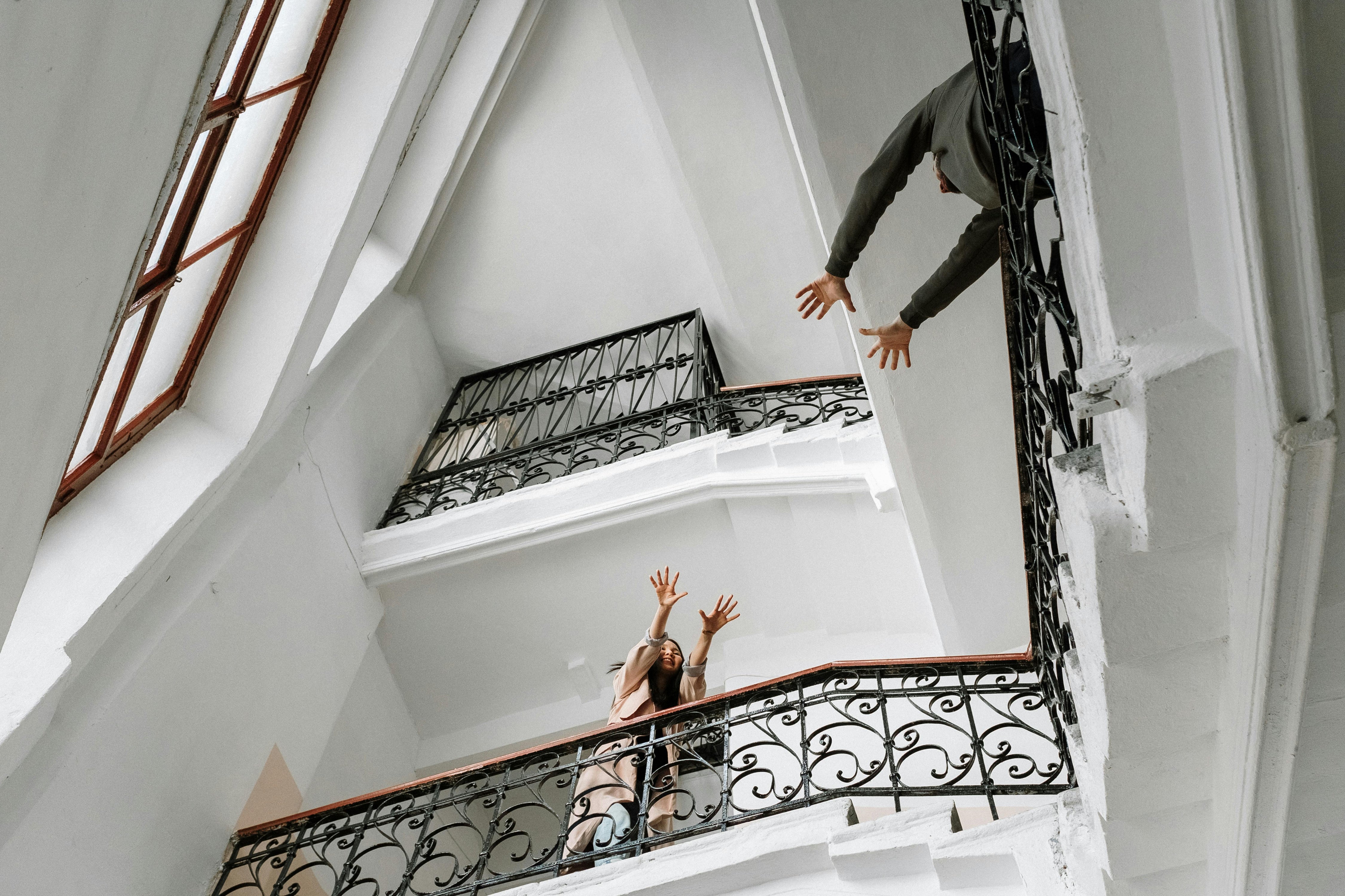 Handrail Bracket Spacing: How Far Should They Be? – SI Handrails