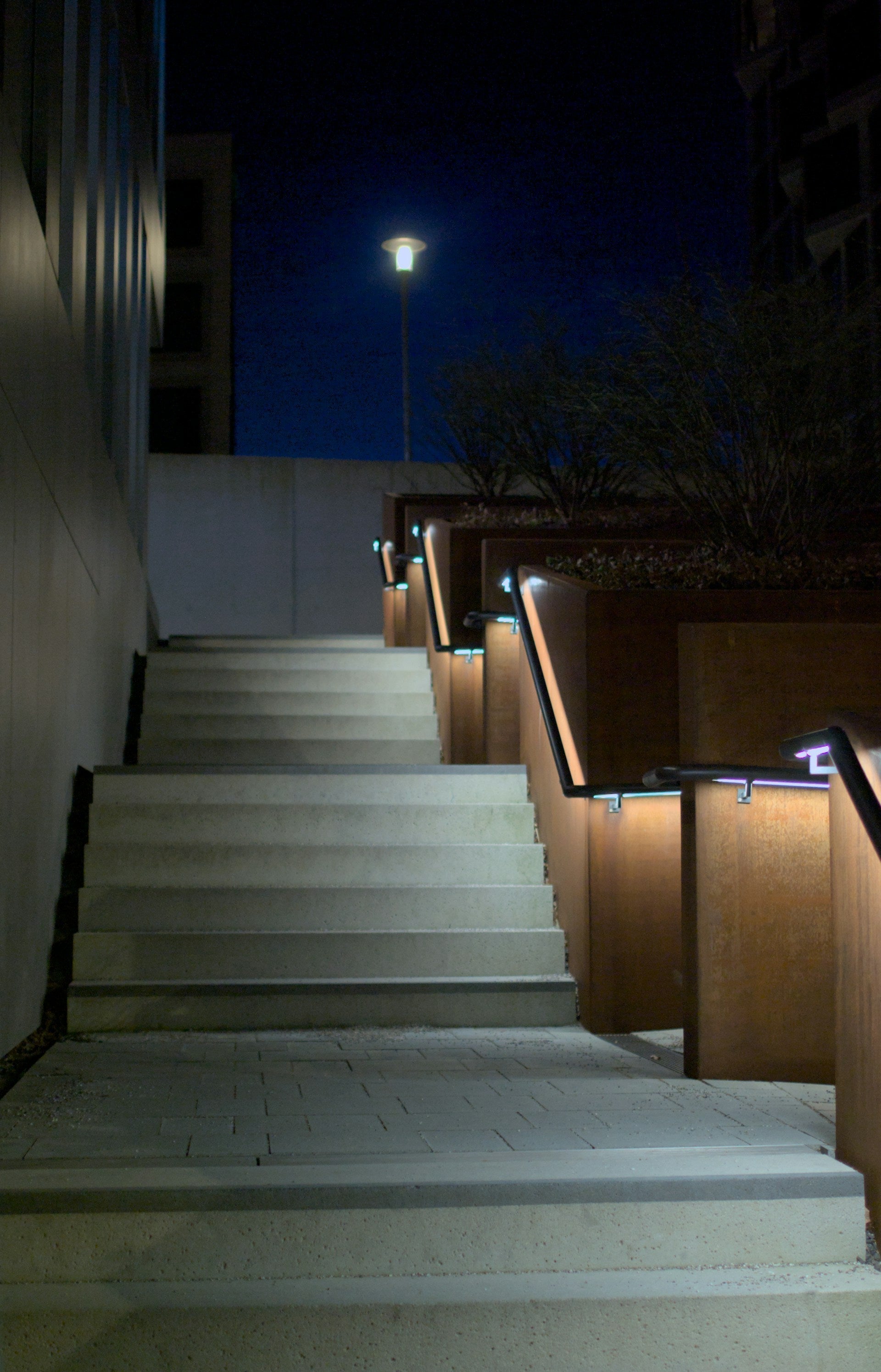 How to Add LED Lighting to Your Handrails for Safety and Style – SI ...