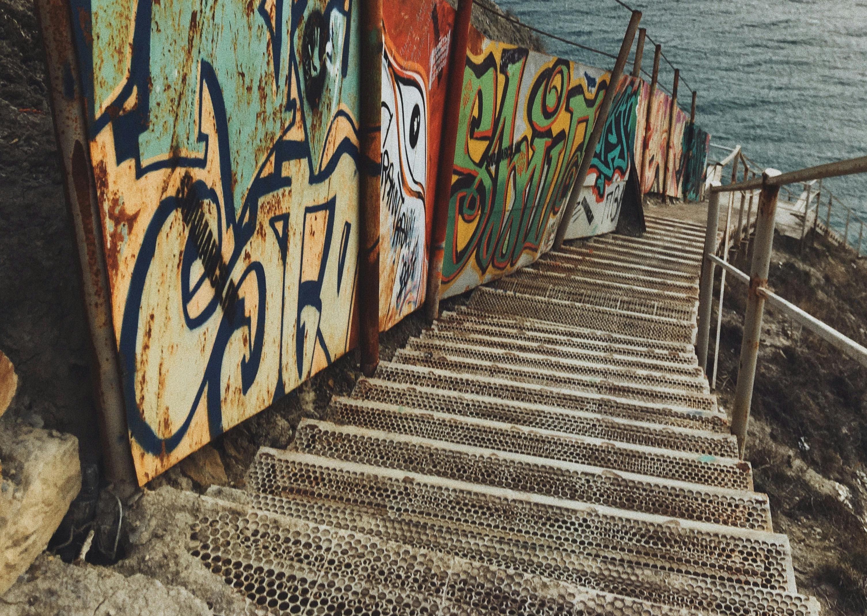 How is The Slope Of a Stairway Calculated (The Simple Way) – SI Handrails