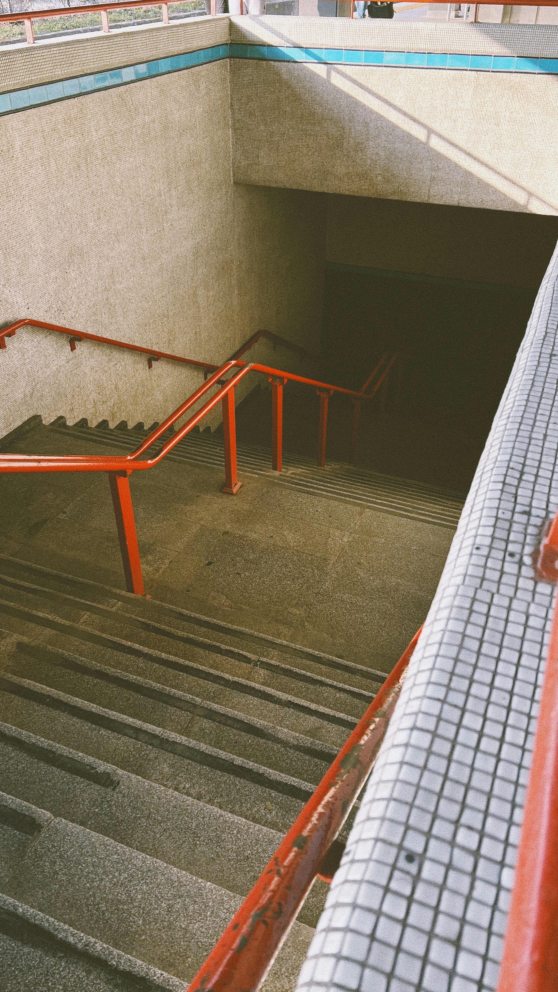 Stair Landing Dimensions: What You Need to Know – SI Handrails