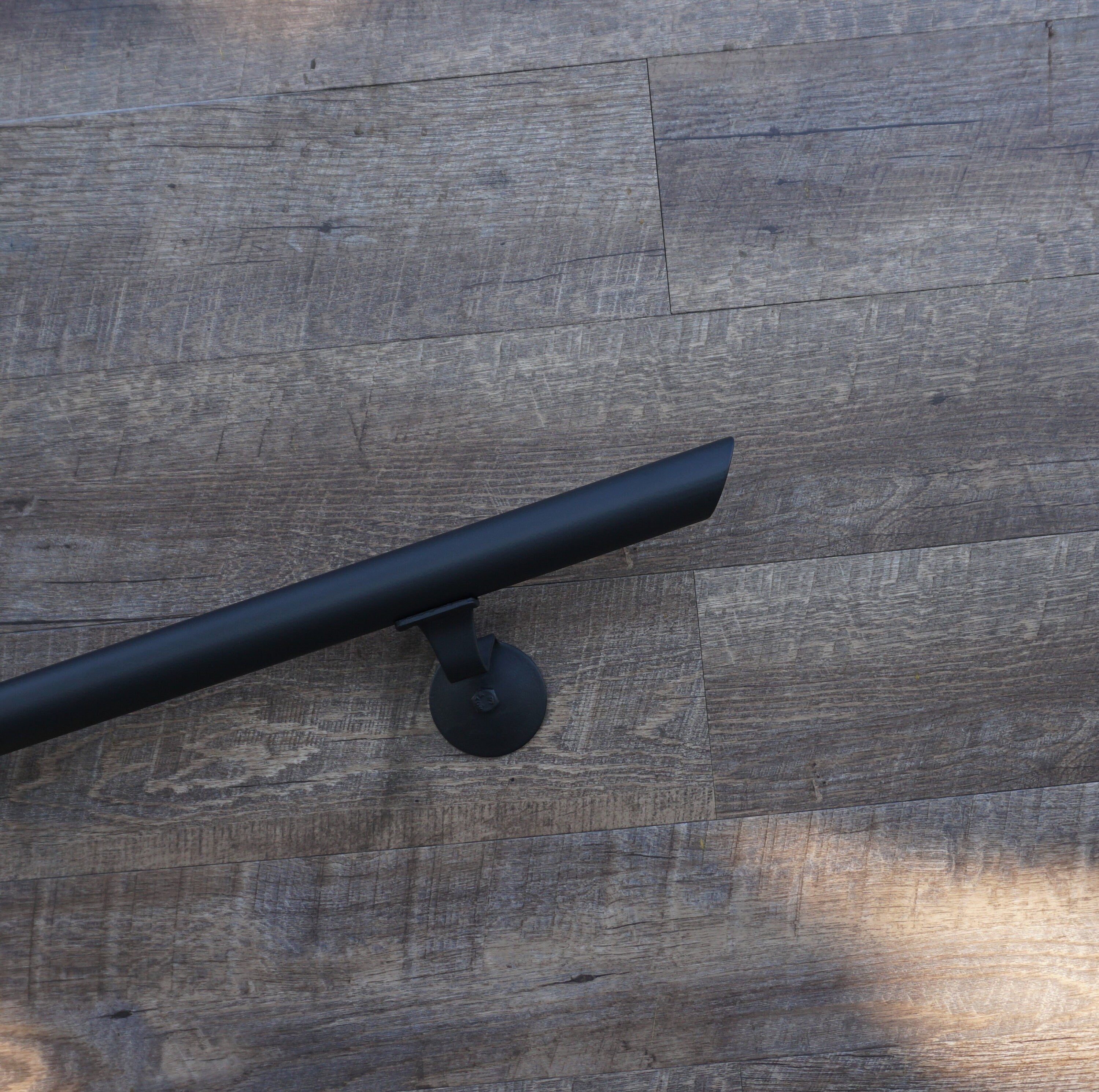 Modern Wrought Iron handrail, End Wall Mount steel hand rail, Stair St ...