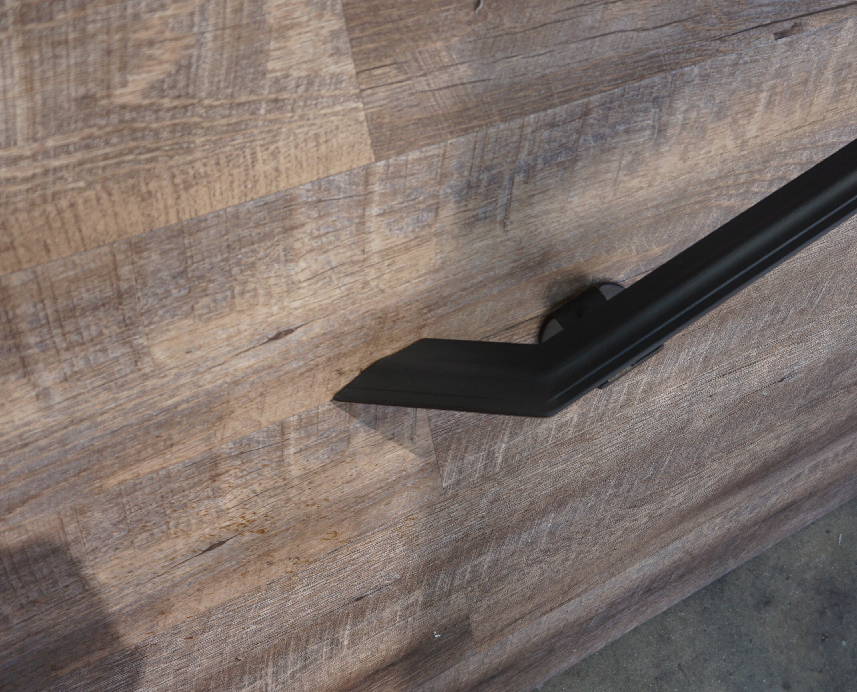 Hand Forged Modern Wrought Iron handrail, End Wall Mount steel hand ra ...