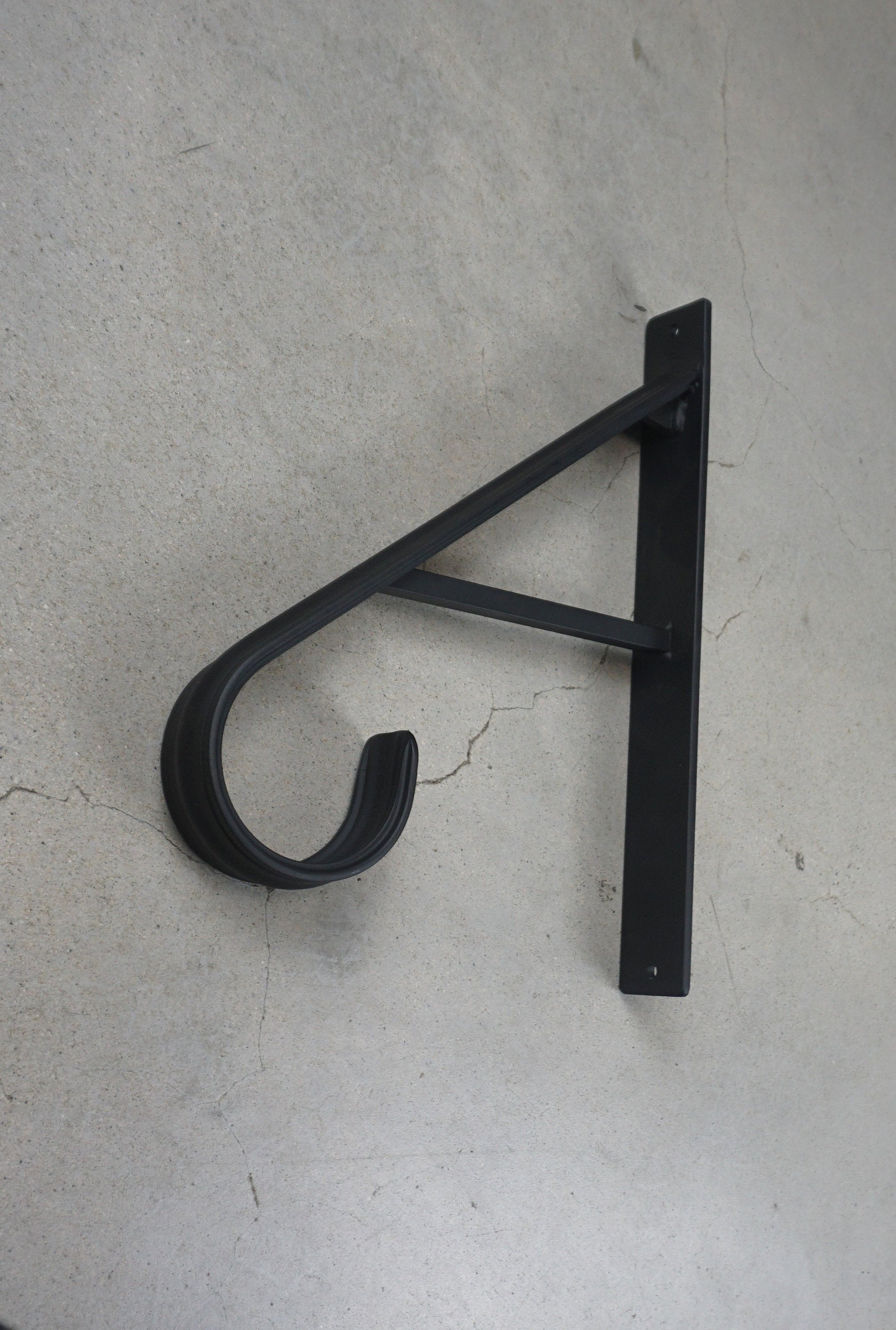 Molding Cap Modern Wrought Iron handrail, End Wall Mount steel hand ra ...