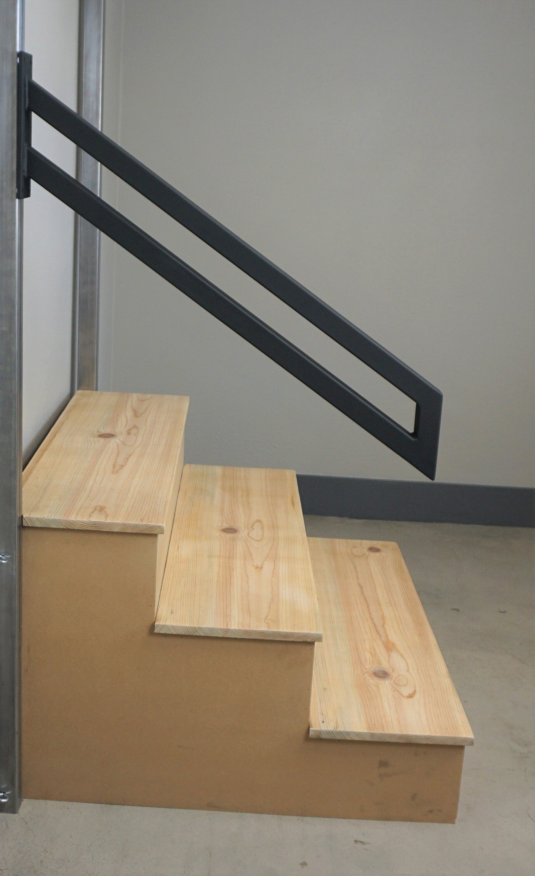 Modern Wrought Iron handrail, End Wall Mount steel hand rail, Stair St ...