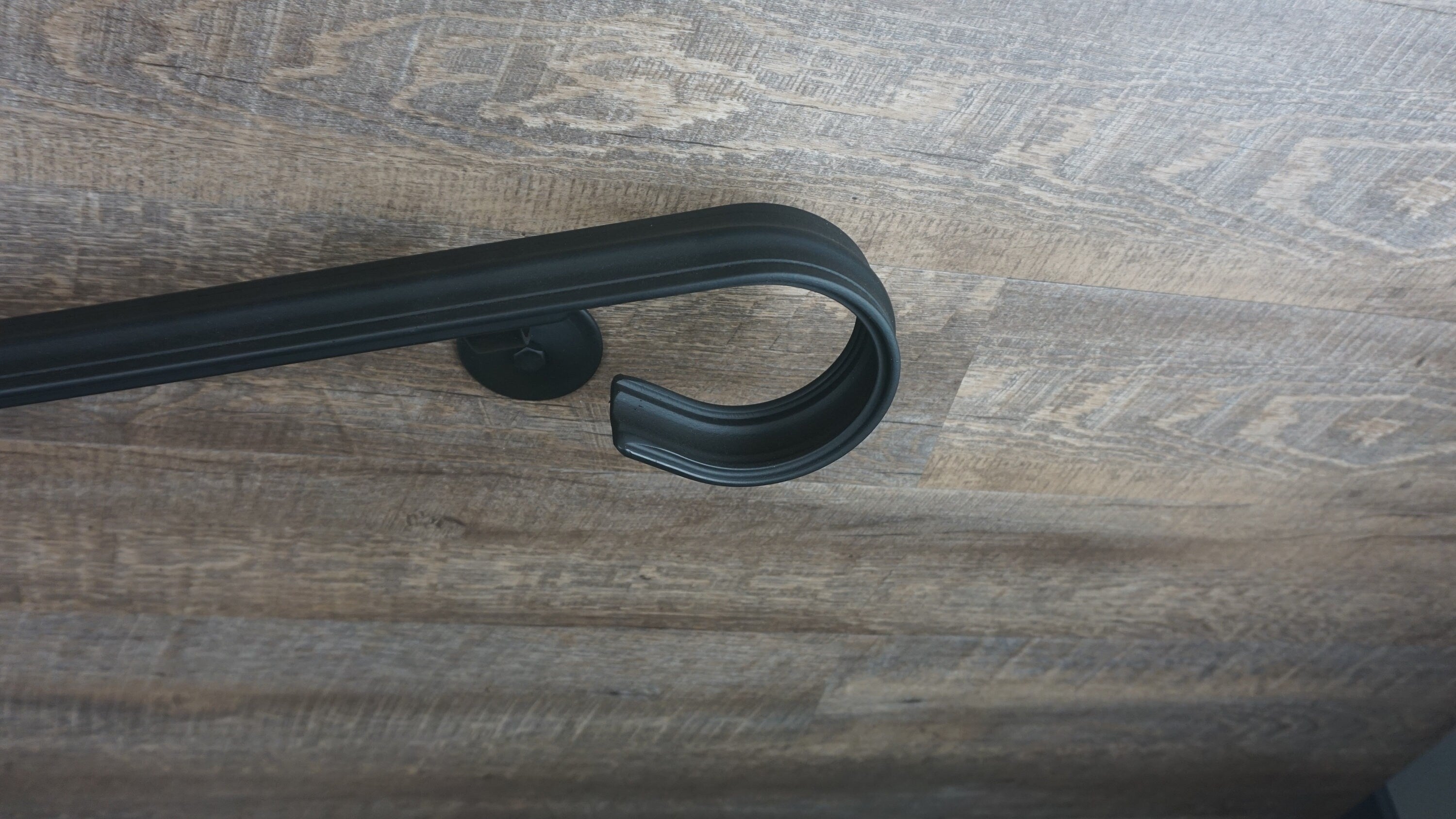 Hand Forged Modern Wrought Iron handrail, End Wall Mount steel hand ra ...